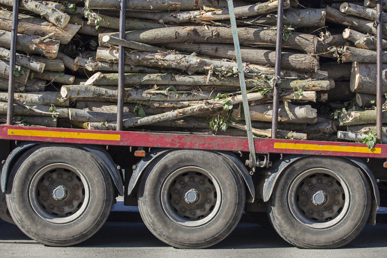 How Can Improper Loading Cause a Truck Accident? - Penn Kestner & McEwen