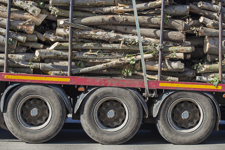 How Can Improper Loading Cause a Truck Accident? - Penn Kestner & McEwen